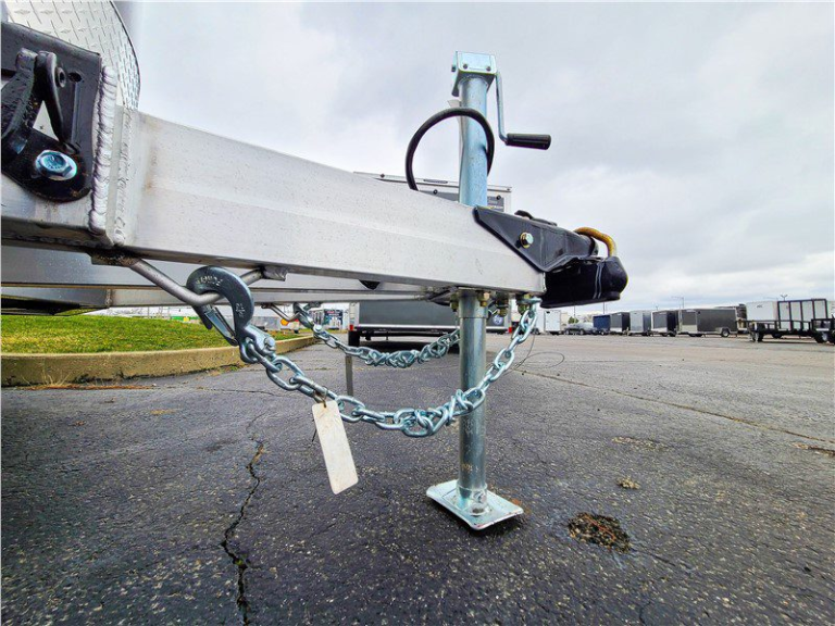 safety chains play a vital role in trailer safety - GO TRAILER PARTS
