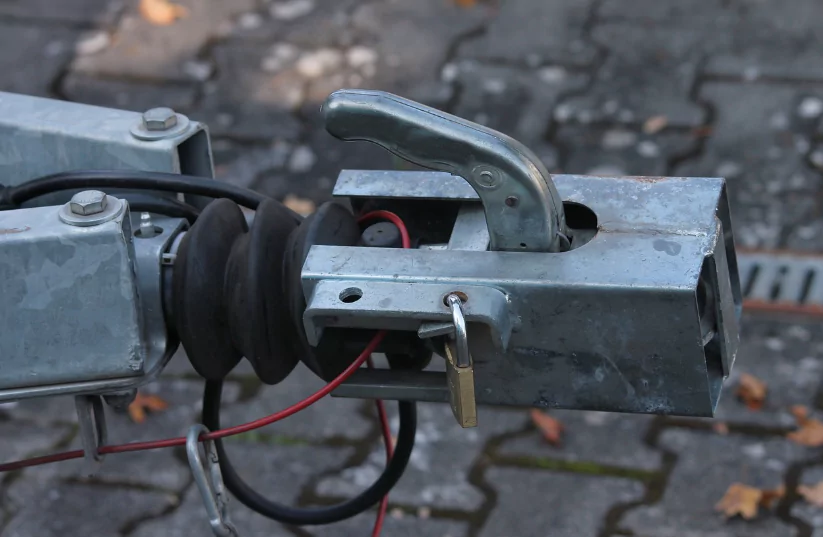 Hitch Couplers: Mechanisms and Functions Explained - GO TRAILER PARTS